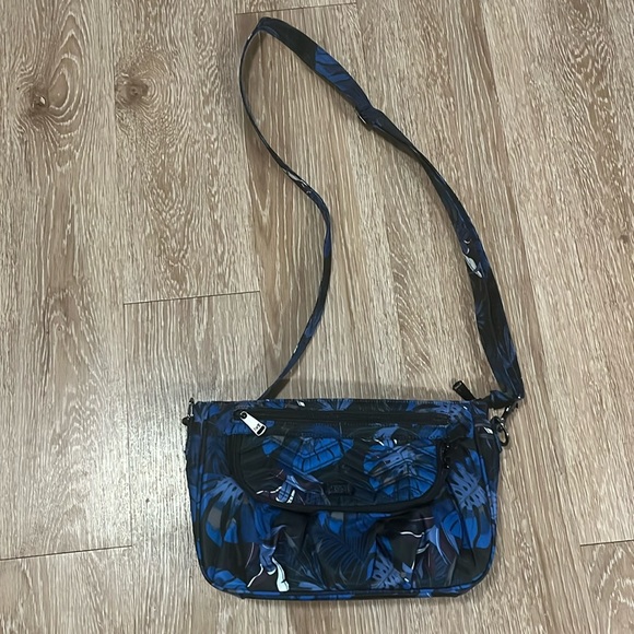 lug | Bags | Lug Mambo Botanical Black | Poshmark